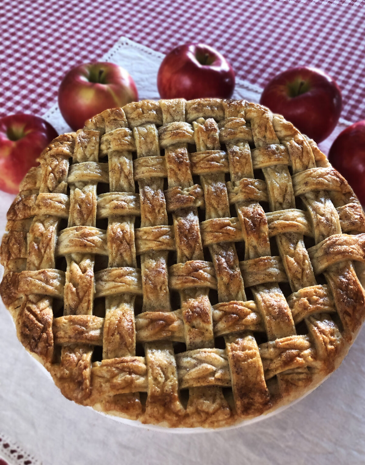 Big Apple Pie - Curbside Bakes